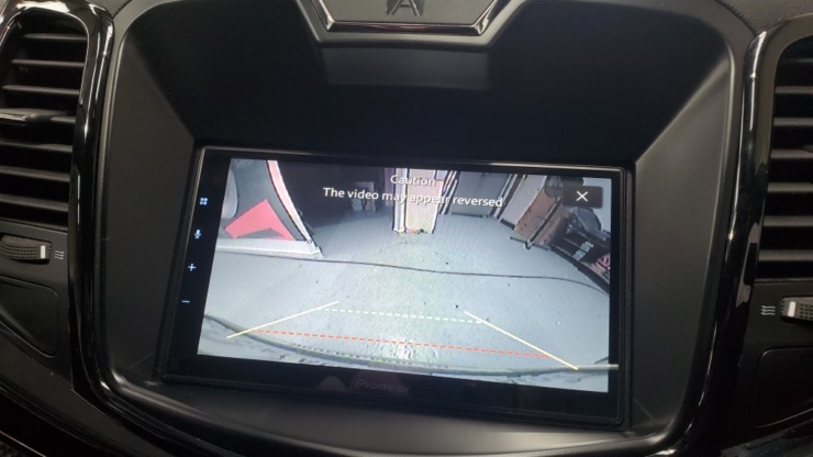 VF Commodore UTE Apple Carplay/Android Auto Installation - Car Audio ...