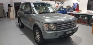 Classic Range Rover Head Unit Installation - Car Audio & Visual ...