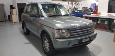 Classic Range Rover Head Unit Installation - Car Audio & Visual ...